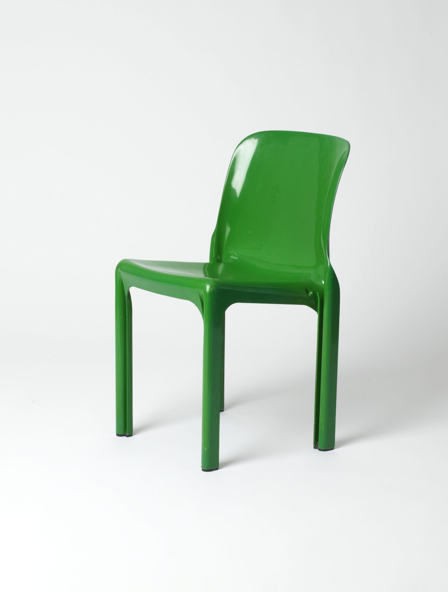 Selene stacking chairs by Vico Magistretti